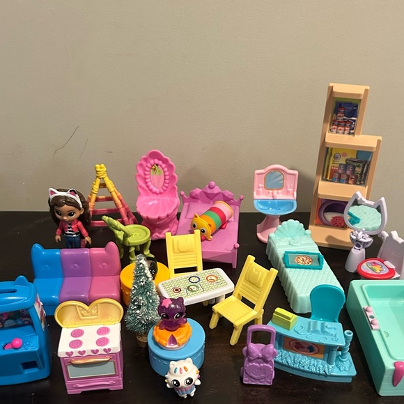 Gabby'S Dollhouse | Toys | Colorful Gabbys Dollhouse Gabby Mini Doll ...